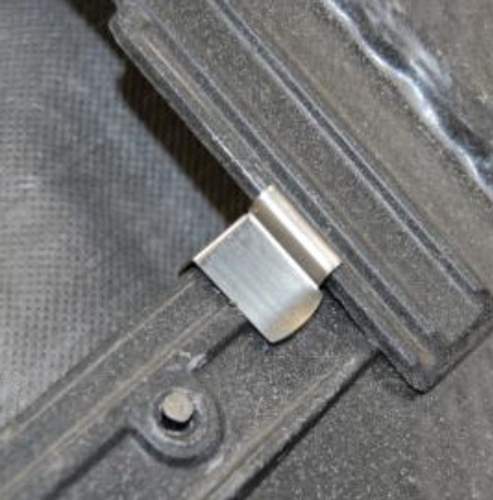 Redland Cambrian Slate Clips and Nails - Pack of 100 | Roofing Superstore