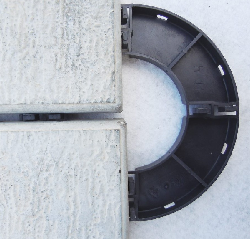 Wallbarn 14mm Plastic Paving Pad | Roofing Superstore